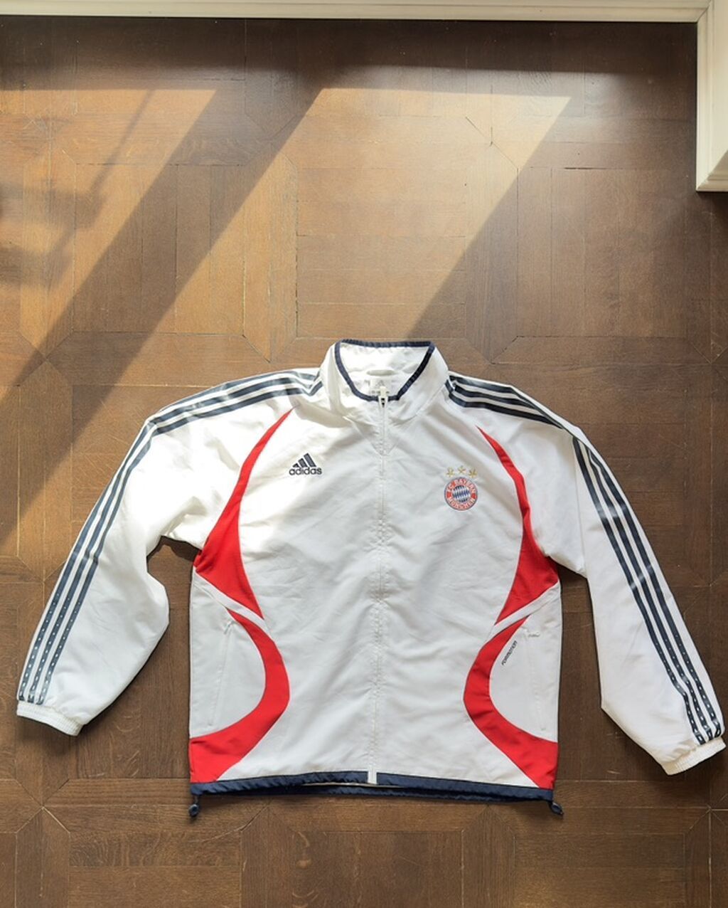 Adidas FC Bayern München jakna – trening/track model - Boja: bela sa