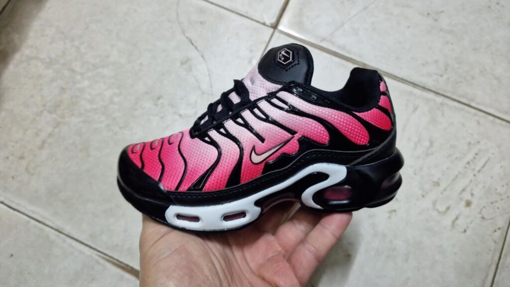 Patike inspirisane modelom Nike Air Max Plus (TN) – više boja i