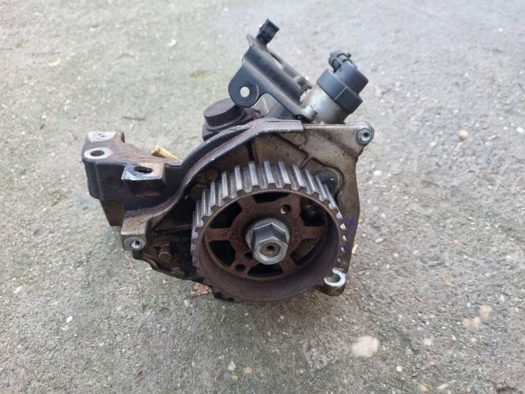 BOS PUMPA ZA PEUGEOT 207 OD 2006. DO 2012. GOD. | bos pumpa za pezo