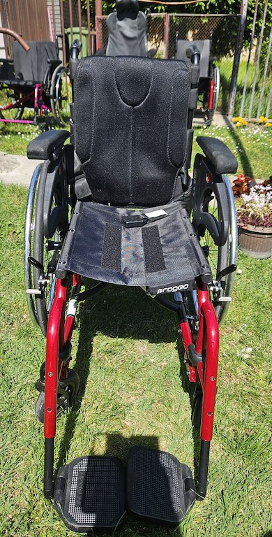 Progeo sklopiva aktivna invalidska kolica - Lagani aluminijumski
