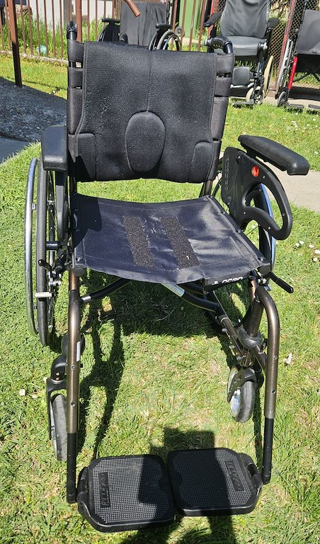 Progeo ručna invalidska kolica – lagani aluminijumski okvir, kompaktna