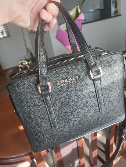 Nine West crna torba