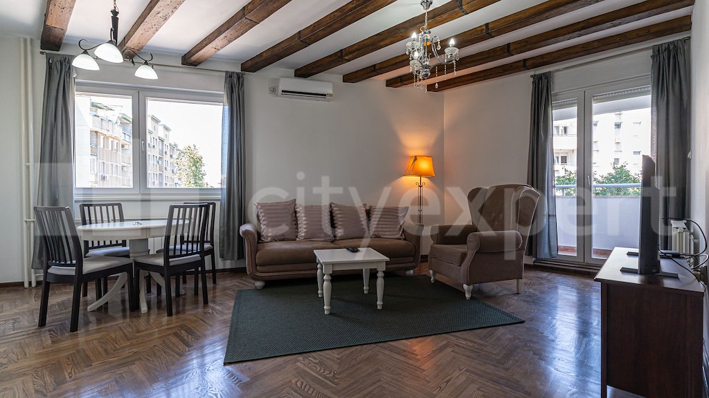 Stan za izdavanje BEZ PROVIZIJE: Dvoiposoban, 74m², Antifašističke borbe, Novi Beograd - 900€