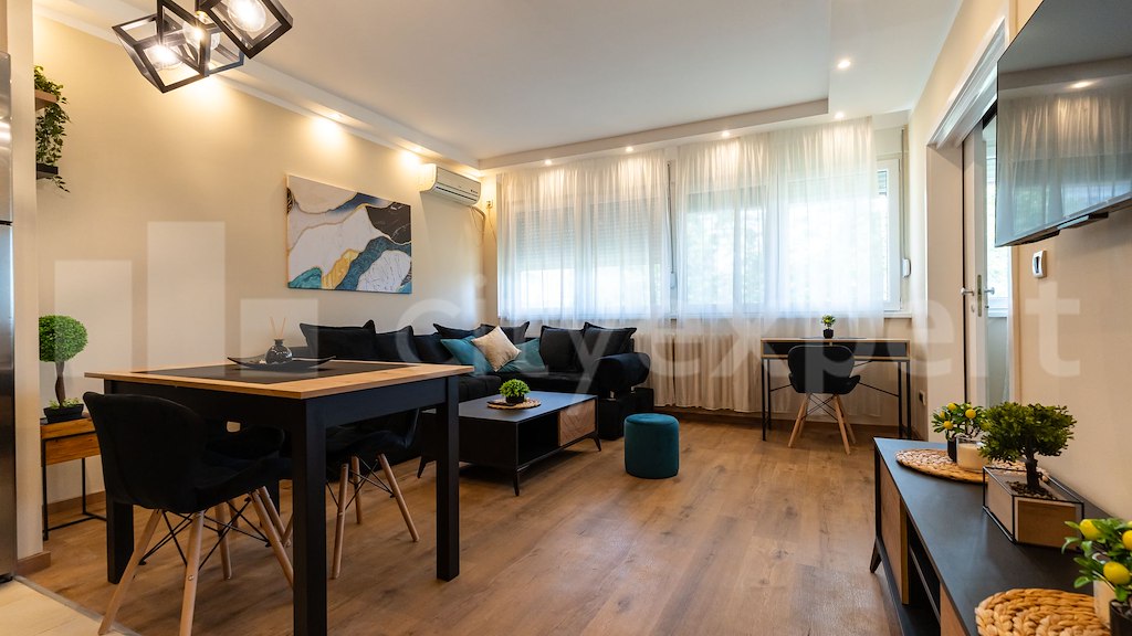 Stan za izdavanje BEZ PROVIZIJE: Jednoiposoban, 40m², Jurija Gagarina, Novi Beograd - 700€
