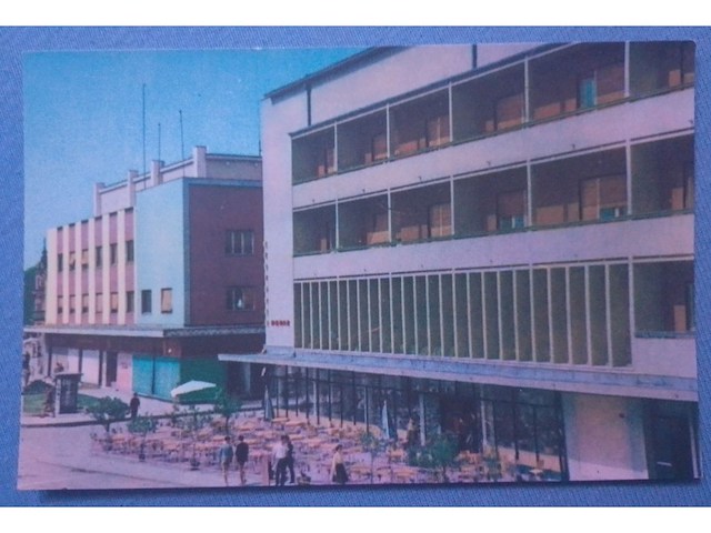 ČAČAK -HOTEL `PARIZ`-RAZGLEDNICA (čista)