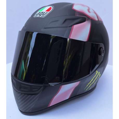 MINI KACIGE MOTO GP MAKETE ZA LJUBITELJE MOTORA MOD.9
Mini Kacige MOTO GP makete za ljubitelje motora mod.9