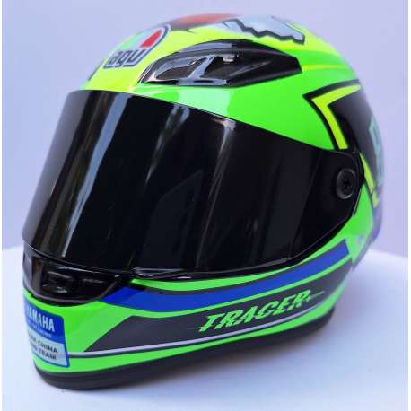 MINI KACIGE MOTO GP MAKETE ZA LJUBITELJE MOTORA MOD.16
Mini Kacige MOTO GP makete za ljubitelje motora mod.16