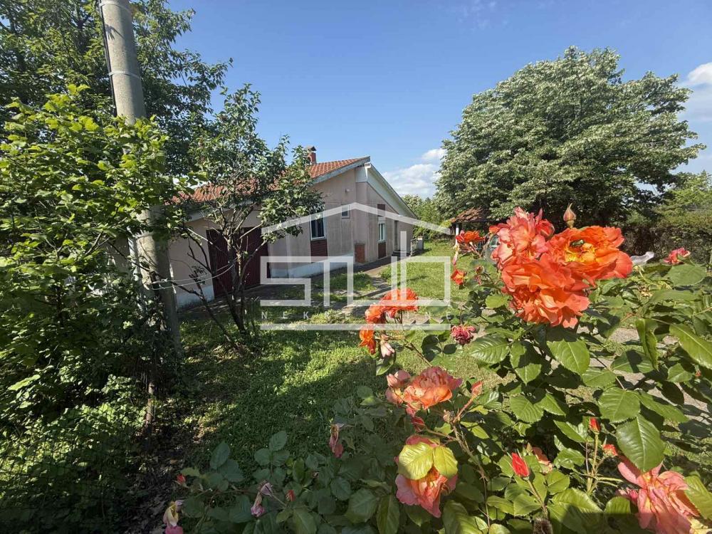Uknjižena kuća sa placem, Barajevo, Prodaja! ID#1569
148.000 €