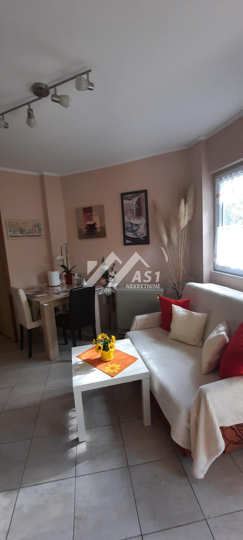 Odlična jednosobna kućica u Ledincima ID#6847
350 €