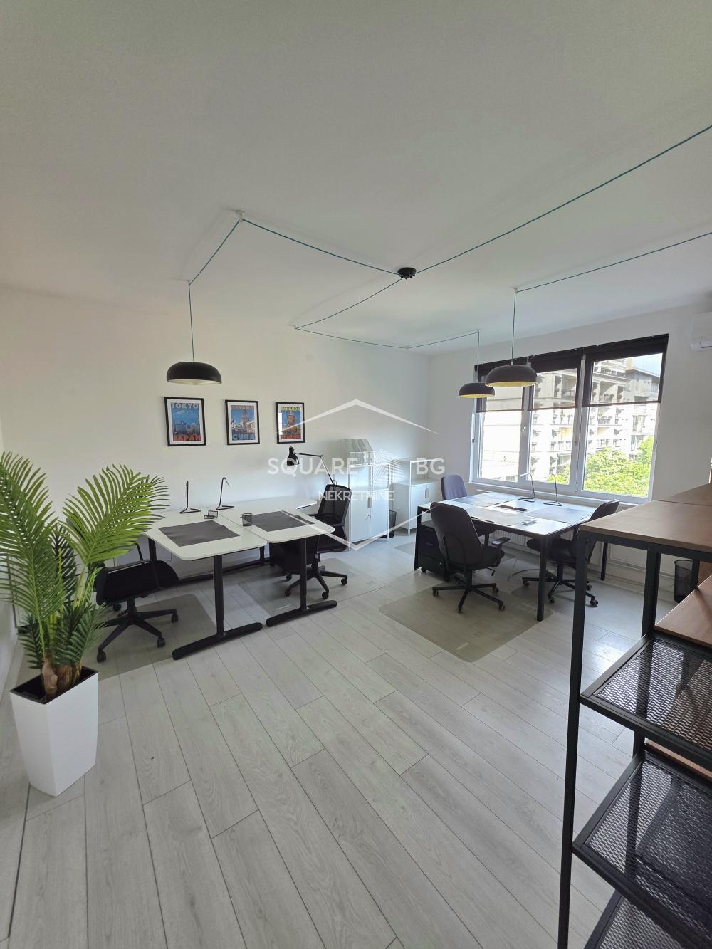 Strahinjića Bana PP, 2 kancelarije ID#5711
950 €