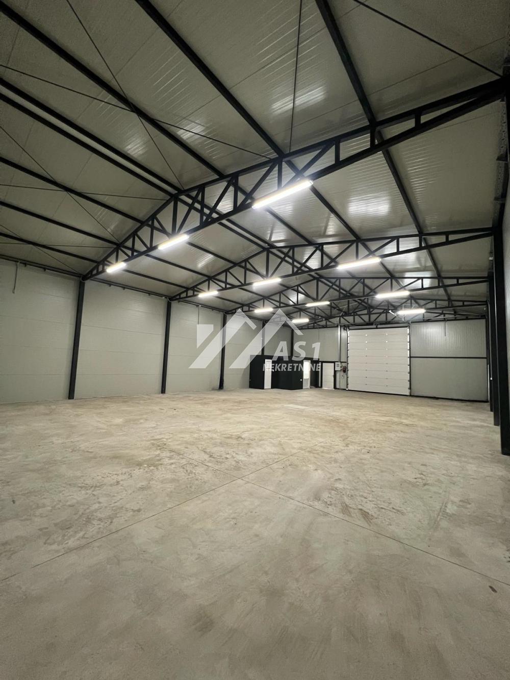 Izdaje se nova hala 260 m2 u Futogu ID#6841
1.200 €