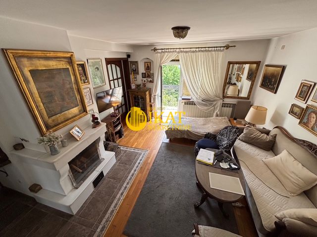 Beograd centar, Palmotićeva 108m2 duplex stan ID#5097
465.000 €