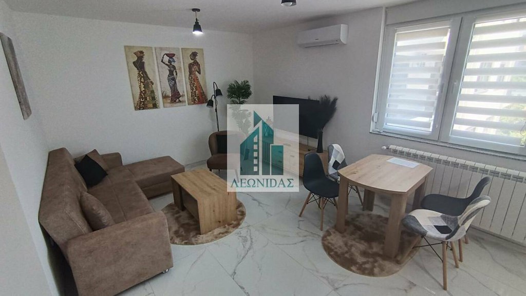 Jednoiposoban stan, Niš - Dušanov bazar | Izdavanje · 45m² · 500€
