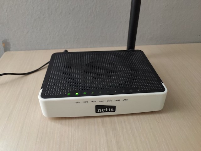 Netis ruter Wf2411e sa adapterom