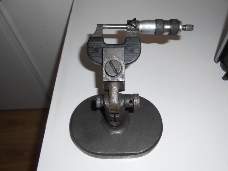 Mikrometar 0-25mm sa stalkom