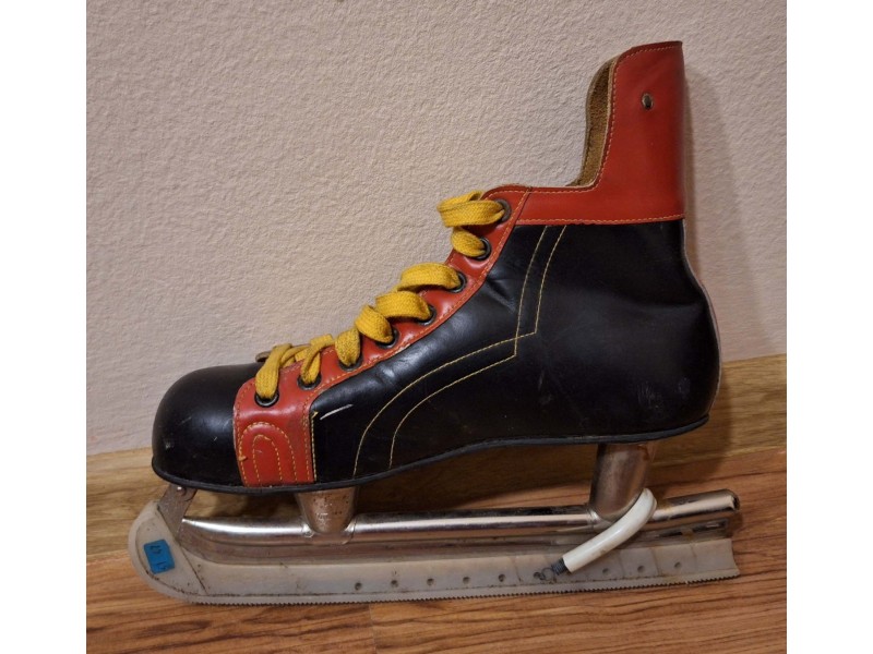 Retro klizaljke Tornado CZ Cekoslovacka