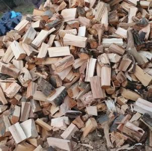 CEPANA DRVA ZA OGREV I LJUSPICE ZA POTPALU