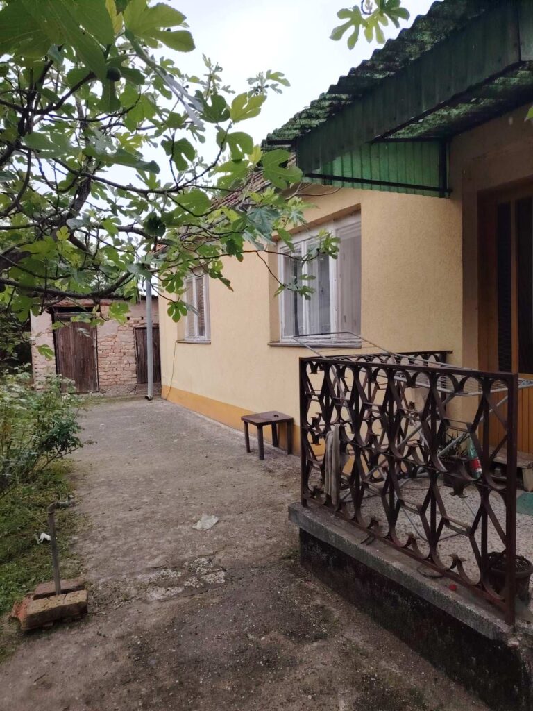 Kuća u Šidu, blizina centra