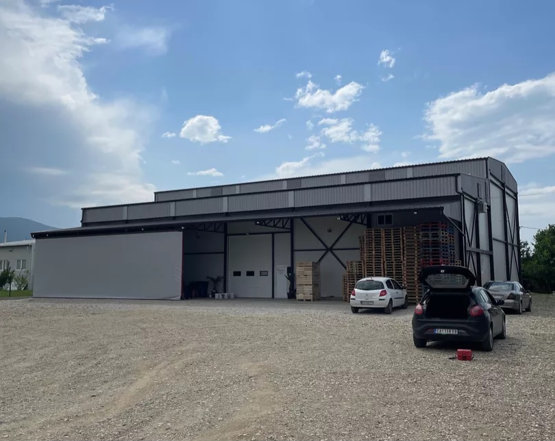 Hladnjača od 1000m2 Čačak-Viljuša
