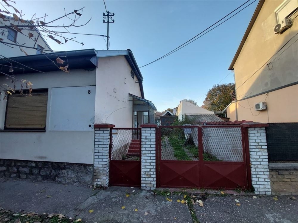 Kuca na prodaju Novi Sad-Detelinara