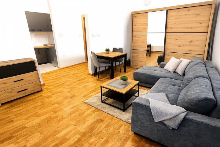Preradovićeva, novgradnja, 31m2+parking mesto - od 01.07.2026.
