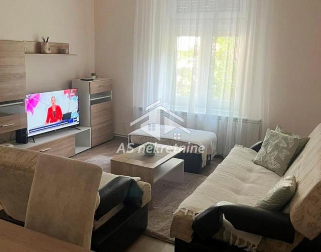 Izdavanje, Stan, Dorćol, Komnen Barjaktara