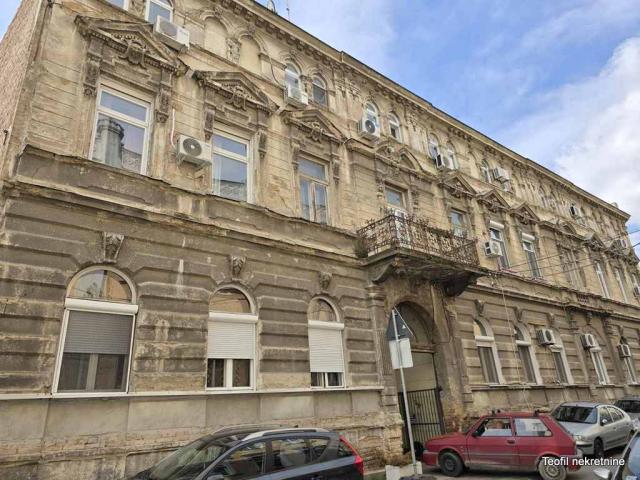 ZEMUN ZEMUN CENTAR 72m2 , T ,600e