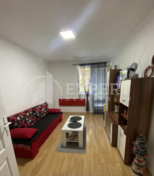 Izdaje se odličan jednoiposoban stan na Paliluli, 45m2
