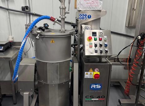 RS TECHNOLOGY RS 40 CUTTER 40 L. Multifunkcionalni robot za pripremu hrane