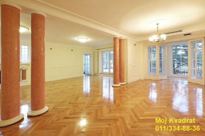 Savski venac, Senjak - Sanje Živanovića, 375m2