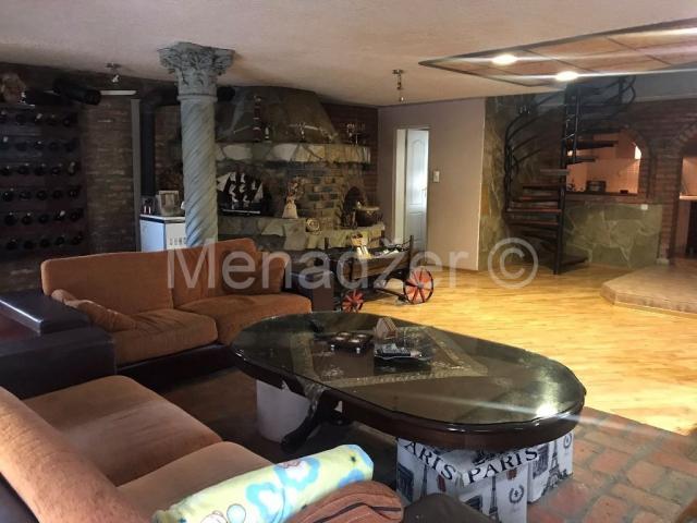 Boleč, kuća 240m2, EG, nameštena