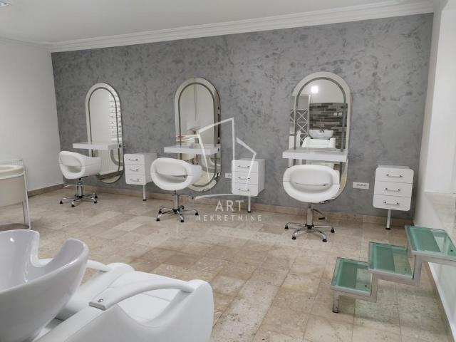 Idealno za beauty, frizerski i kozmetički salon ID#15076
