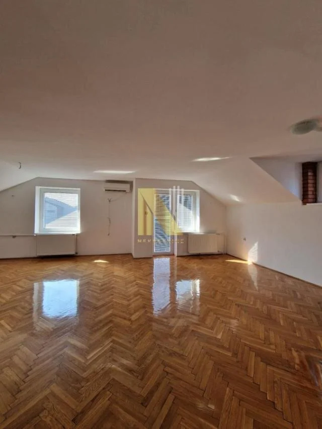 Za izdavanje kuća na Telepu od 300m2 kao poslovni prostor