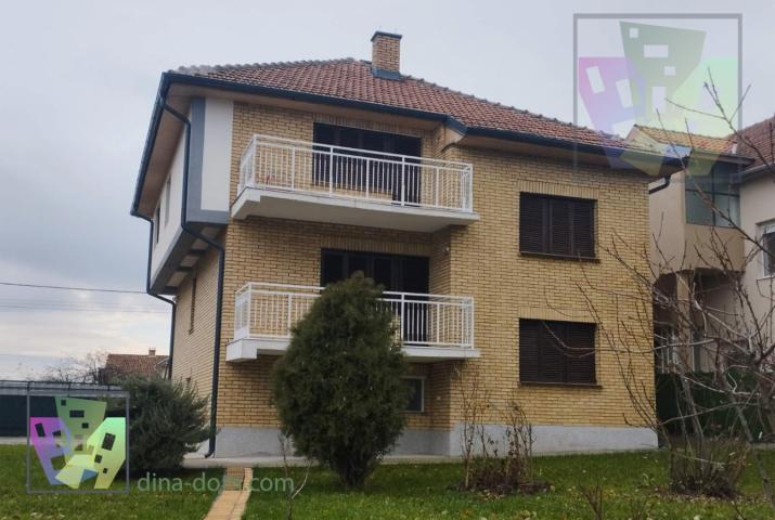Kuća pogodna za Starački dom ili kancelarije veće firme
