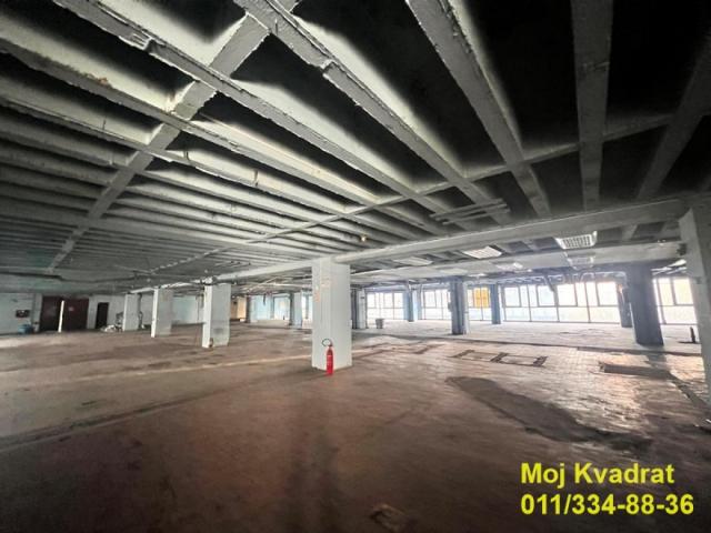 Stari grad - Trg Nikole Pašića, 1400m2