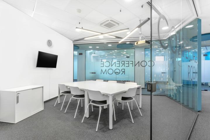 Privatne kancelarije za 4 osobe na lokaciji Regus Kneza Mihaila