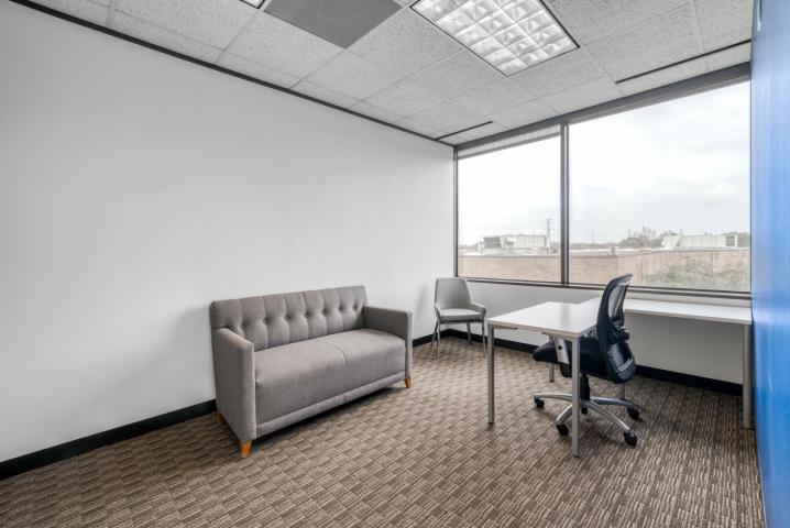 Pristup profesionalnim kancelarijama na lokaciji Regus Kneza Mihaila