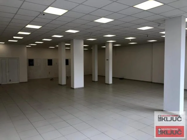 Poslovni prostor 331 m², Telep, Novi Sad