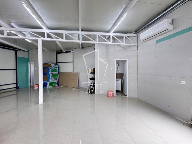 Lokal Ripanj, 150m2 ID#14646