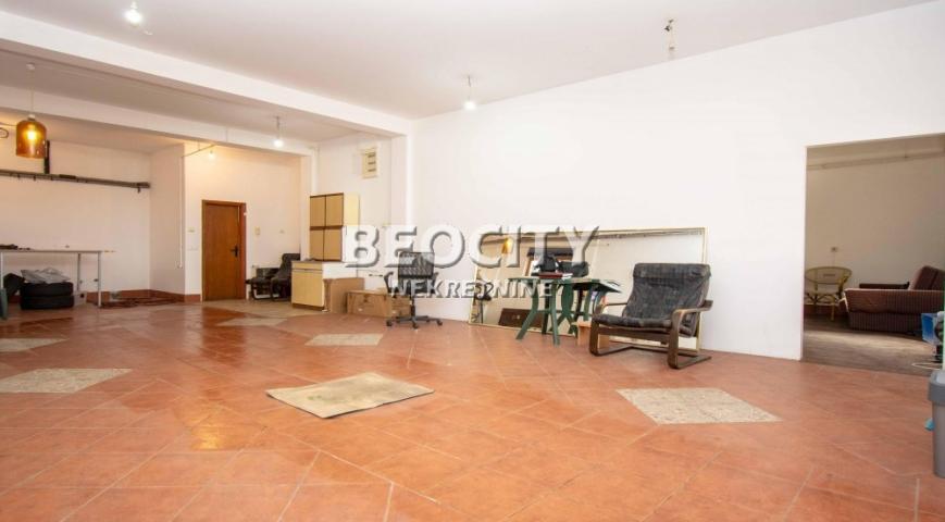 Voždovac, Braće Jerković, Čedomilja Mitrovića, 2.0, 90m2, 600EUR Prekoputa crkve