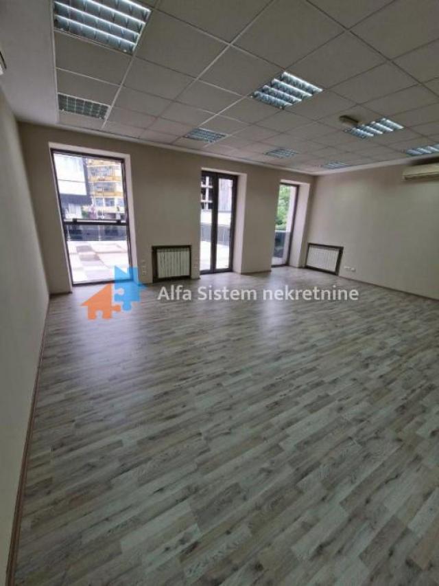 Izdavanje, Poslovni prostor, Zeleni venac