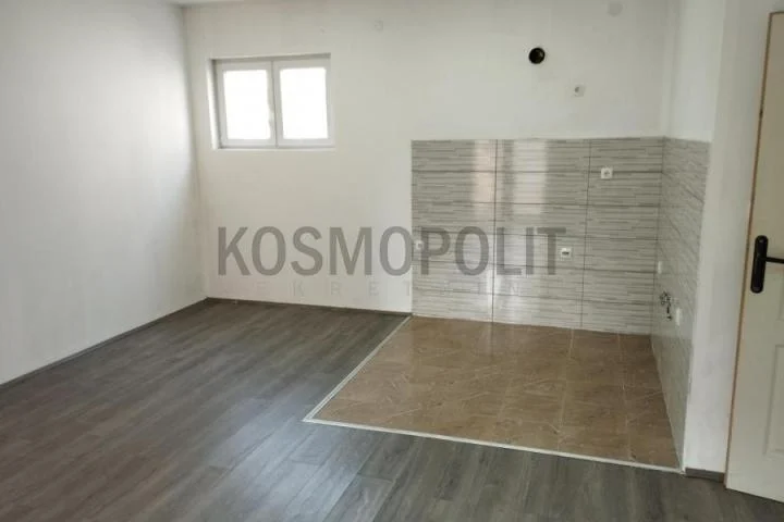 Prodaja, Stan, Zemun polje, Jeremije Stanojevića