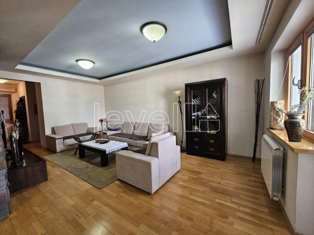 NOVI SAD - BULEVAR OSLOBOĐENJA - 134.00 m2