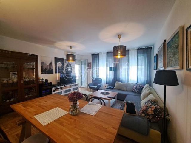 NOVI SAD - BULEVAR OSLOBOĐENJA - 52.00 m2