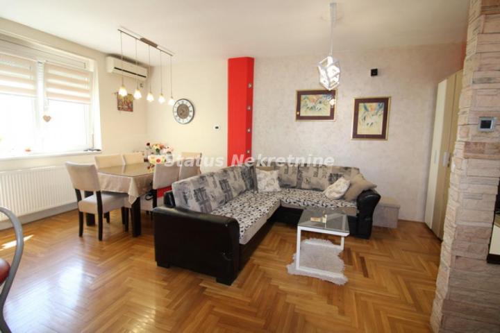 Grbavica -kolo Srpskih sestara-Extra duplex sa Garažom