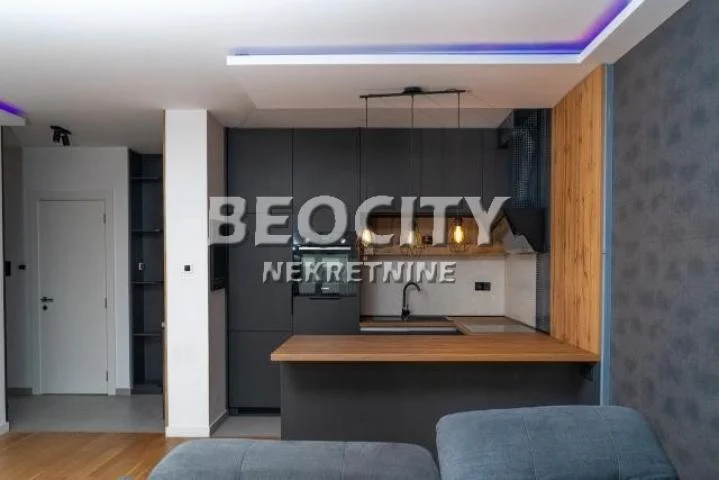 Novi Sad, Bulevar patrijarha Pavla, , 3.0, 74m2, 199950EUR