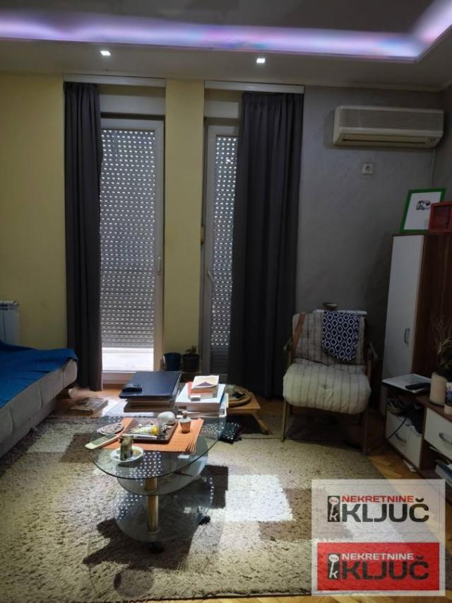 BULEVAR KRALJA PETRA I, 24m2, Garsonjera, Nameštena