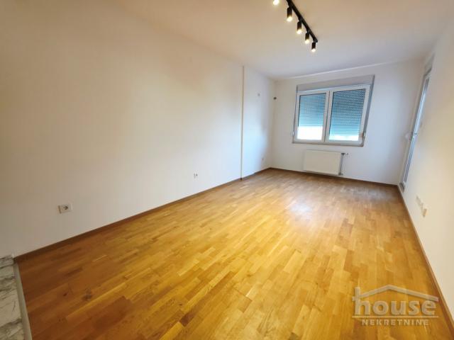 NOVI SAD - AVIJACIJA - 44.00 m2