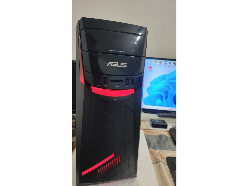 i7 6700,16gb ddr4,RX 580 8 gb,SSD 256 gb+500 gb