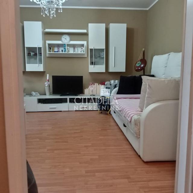 Sremčica - Dvoržakova ID#2251